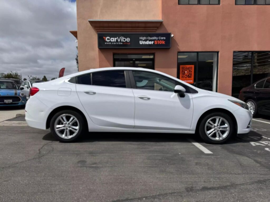2016 Chevrolet Cruze LT Sedan – CarVibe